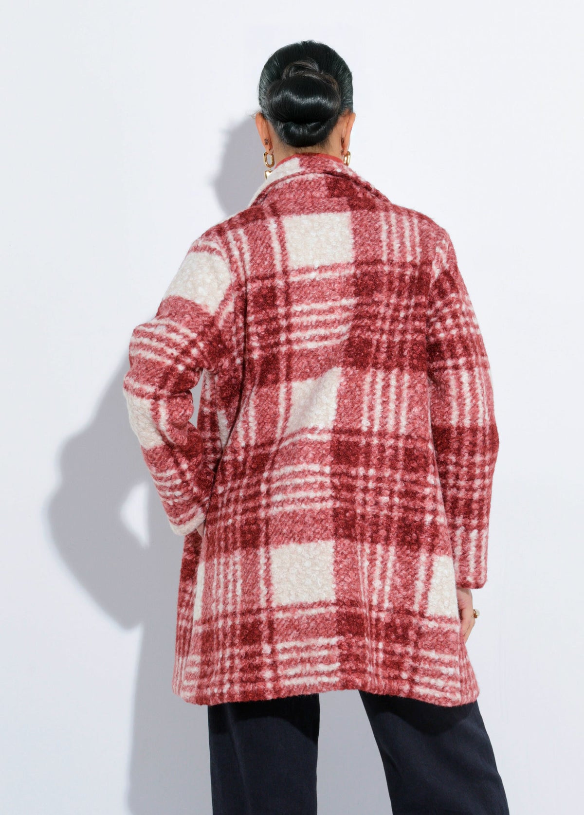 Long plaid pea coat in a bouclé wool style Brick and ecru | Afibel
